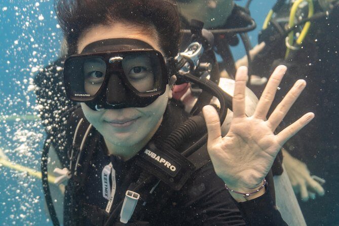 Incredibly Fun 2-Tank Coral Reef South Shore Boat Dive in Oahu from Waikiki - An In-Depth Look at the Coral Reef Boat Dive Experience