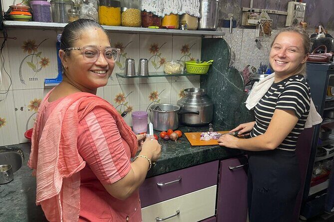 Indian Cooking Class with Unlimited Home Style Meal - An In-Depth Look at the Mumbai Cooking Class
