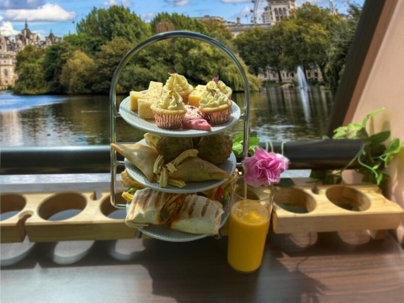 Indian High Chai Panoramic Bus Tour of London - A Practical Guide to the Nature of the Tour