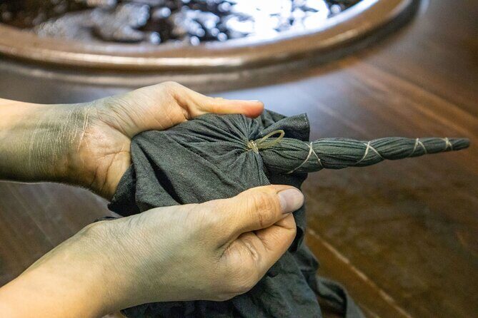 Indigo Dyeing Experience : Handkerchief / Tokushima, Shikoku - How It Fits Into a Travel Plan