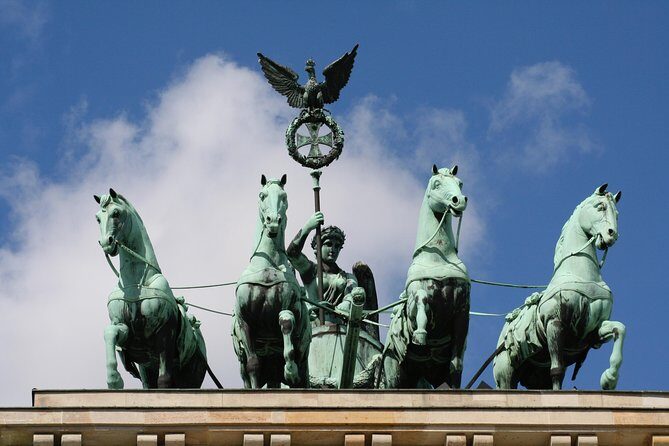 Individual city tour Berlin for max. 8 persons - The Experience of Moving Around Berlin