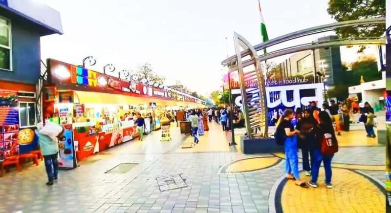 Indore Full-Day Tour: Heritage Sights & Temples - Discovering Historical Artifacts and Temples