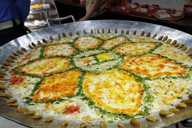 Indulge in Flavours and Food Stories of New Delhi - A Deep Dive into the Experience