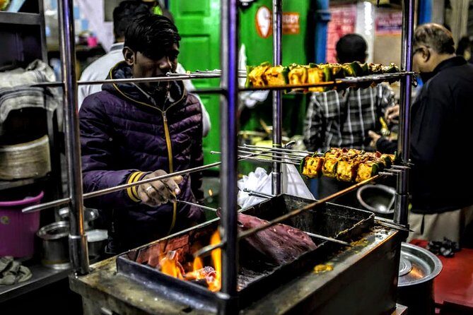 Indulge in Flavours and Food Stories of New Delhi - FAQ