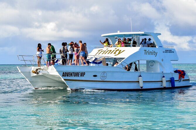 Infinity party boat in Punta Cana - Analyzing the Value
