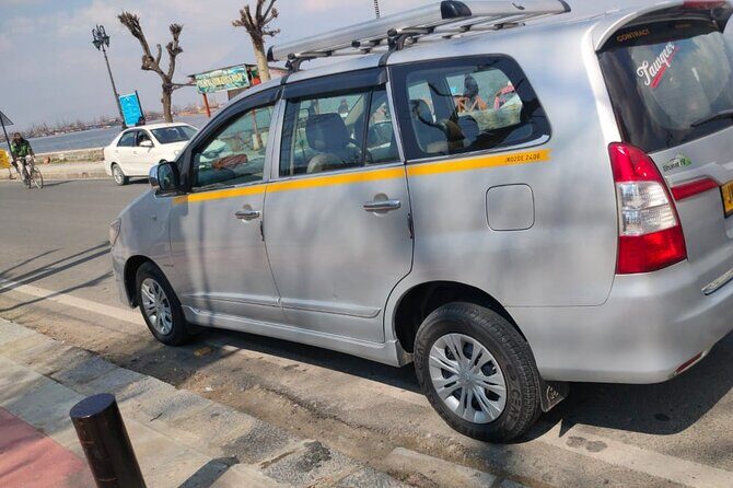Innova To and Fro Pvt. Airport Transfer from Srinagar / Dal Lake - Who Will Benefit Most?