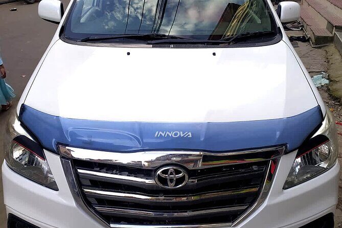 Innova To and Fro Pvt. Airport Transfer from Srinagar / Dal Lake - What About the Price?