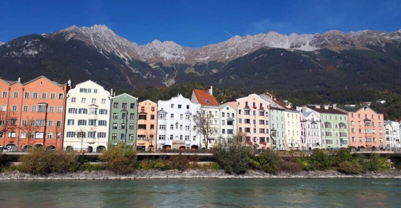 Innsbruck: Express Walk with a Local in 60 minutes - Deeper Dive into the Tour Stops