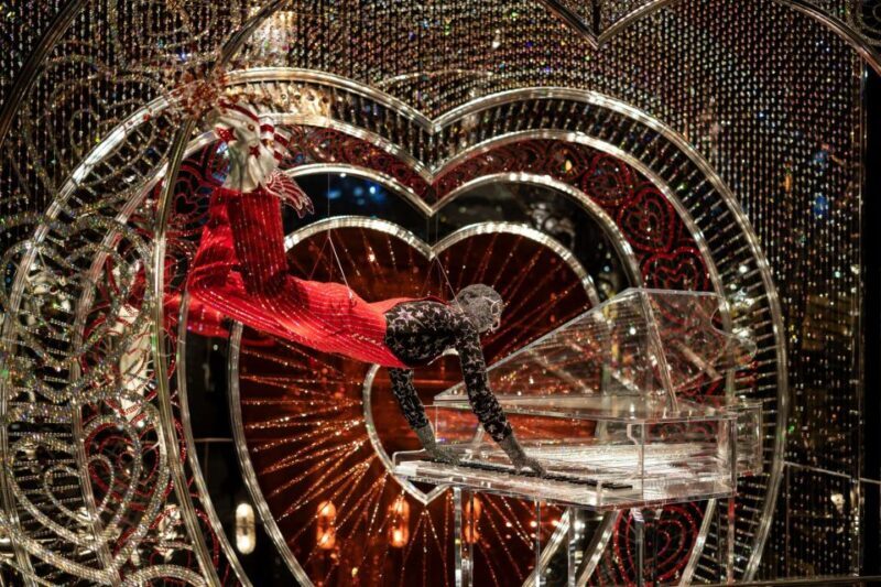 Innsbruck Swarovski Crystal Worlds Ticket and Transfer - Who Should Consider This Tour?