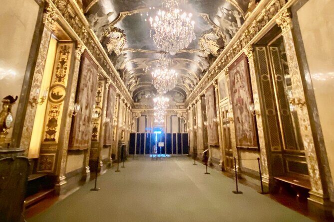 Inside The Crown: Stockholm Royal Palace Private Guided Tour - FAQ