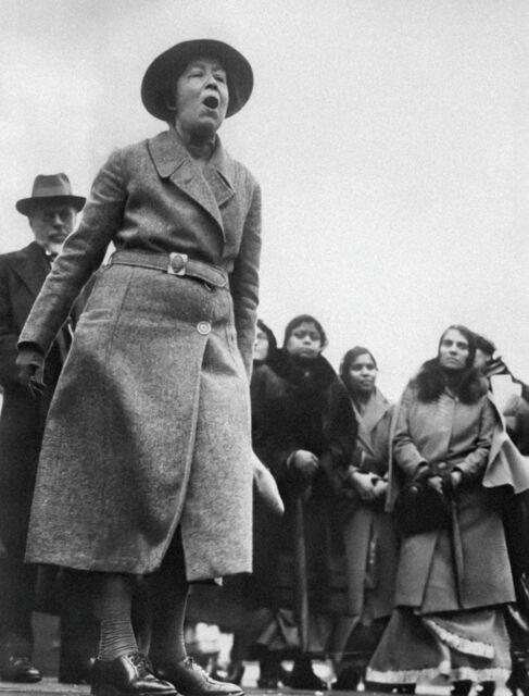 Inspirational Women: Liverpool Past/Present History Tour - The Site of Women’s Social and Political Union Meetings & the Walker Art Gallery
