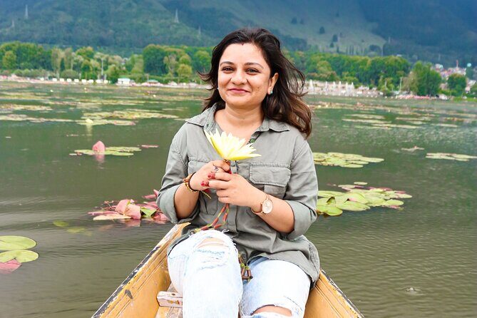 Insta Photoshoot In Srinagar - Who Will Love This