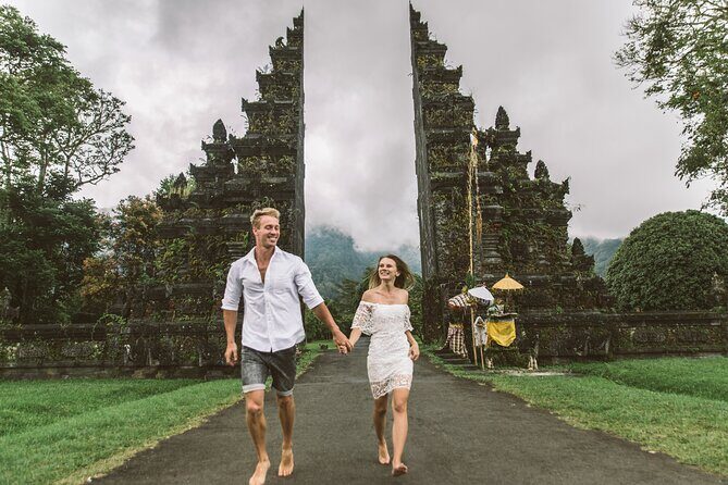 Instagram Tour : Banyumala Waterfall - Handara Heaven Gate - Ulundanu Temple - Exploring Bali’s Photogenic Gems: The Instagram Tour of Banyumala Waterfall, Handara Gate, and Ulun Danu Temple