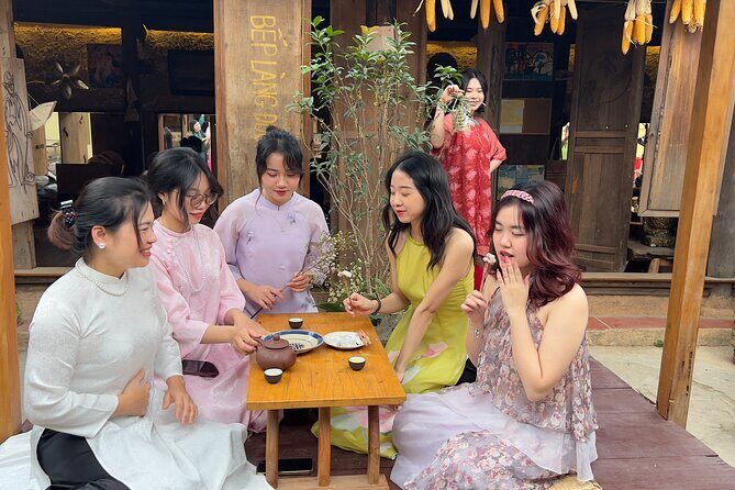 Instagram Tour Duong Lam Ancient Village with Train Street Visit - Authenticity and the Guide Experience