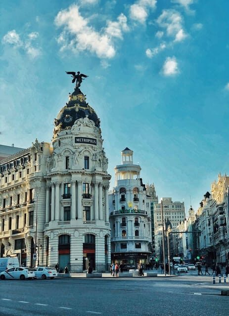 InstaSpots: tour of the most photographable spots in Madrid - A Closer Look at the Itinerary