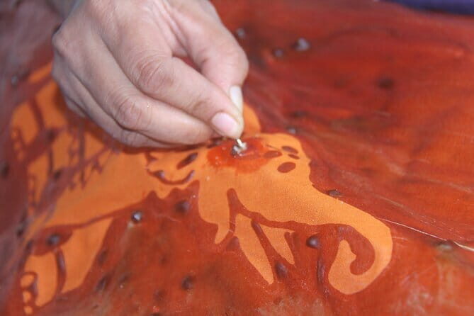 Interactive Batik Workshop and Lessons in Sri Lanka - Introduction: A Creative Peek into Sri Lanka’s Batik Tradition