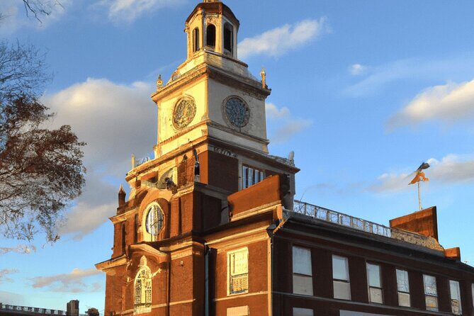 Interactive Mystery Hunt by Independence Hall in Philadelphia - Key Points