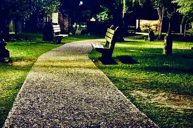 Interactive Paranormal Ghost Walking Tour in Savannah Georgia - Authentic Reviews: What Guests Say
