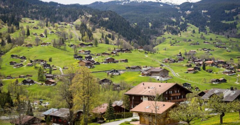 Interlaken: Private History Walk with a Local Expert - Introduction: A Walk Through Time in Interlaken