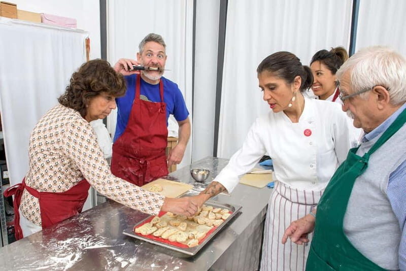 International aperitif + cooking class in Italian - The Sum Up