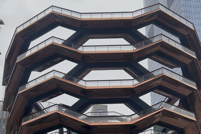 "International Express" 7 Train Ultimate Authentic NYC Experience - An In-Depth Look at the Tour Itinerary