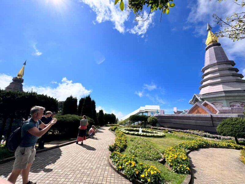 Inthanon national park, Trekking and Sightseeing in one day. - FAQ