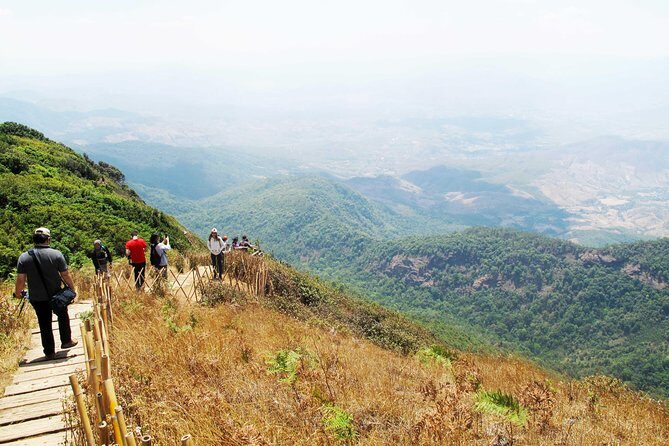 Inthanon Small-Group with Kew Mae Pan Trail from Chiang Mai include Lunch - Wachirathan Waterfall: A Refreshing First Stop