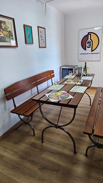Intimate Winetasting with a Sommelier - The Value of This Tour