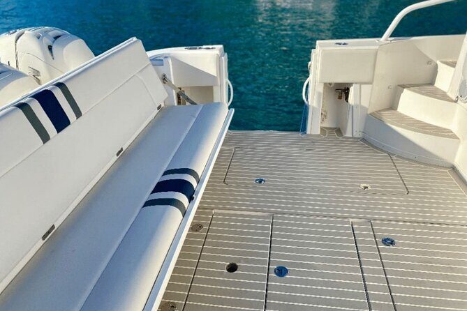 Intrepid 47' Luxury Performance Yacht 6 Hour Rental in Fajardo - A Closer Look at the Experience