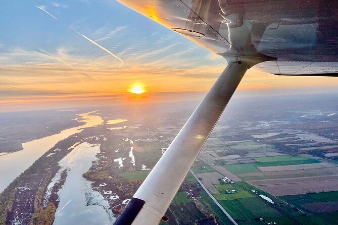 Introduction to Airplane Piloting in Gatineau-Ottawa - What the Experience Looks Like