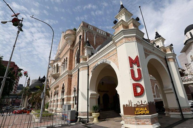 Introduction to Wonders of Kuala Lumpur - An In-Depth Look at the Tour Experience