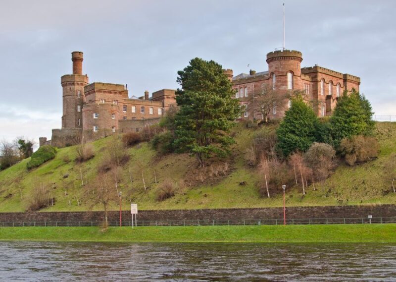 Inverness Whirl: Iconic Landmarks & Highland Highlights - FAQs