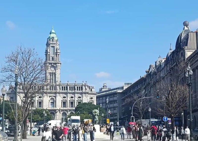 Invincible City of Porto Walking Tour - Key Points