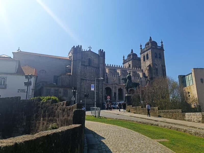 Invincible City of Porto Walking Tour - Frequently Asked Questions