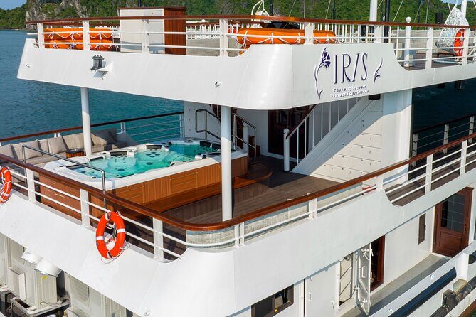 Iris Cruise 5 Star Luxury Halong Bay Day Tour from Harbor - Why You Might Love This Tour