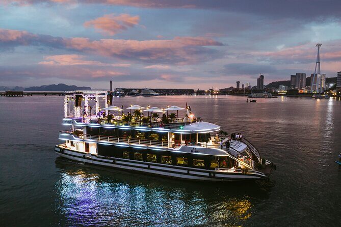 Iris Cruise Halong Bay VIP Experience from Hanoi - Logistics, Timing, and Group Size
