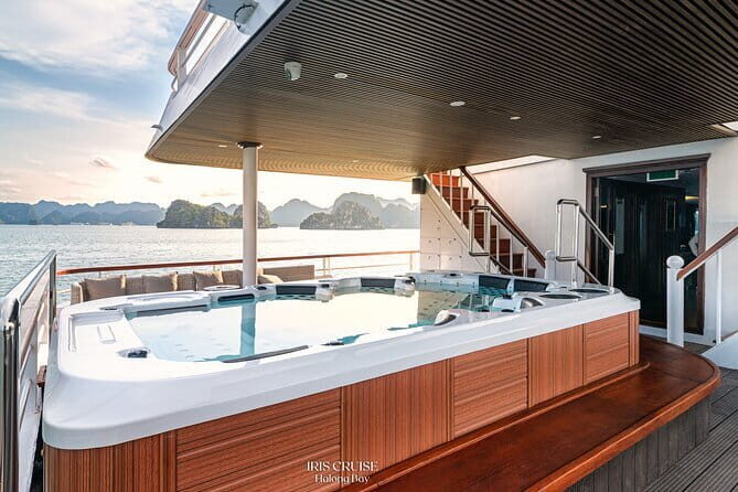 Iris Cruise Luxury Halong Bay Day Tour from Hanoi By Expressway - Guest Reviews and Authentic Perspectives
