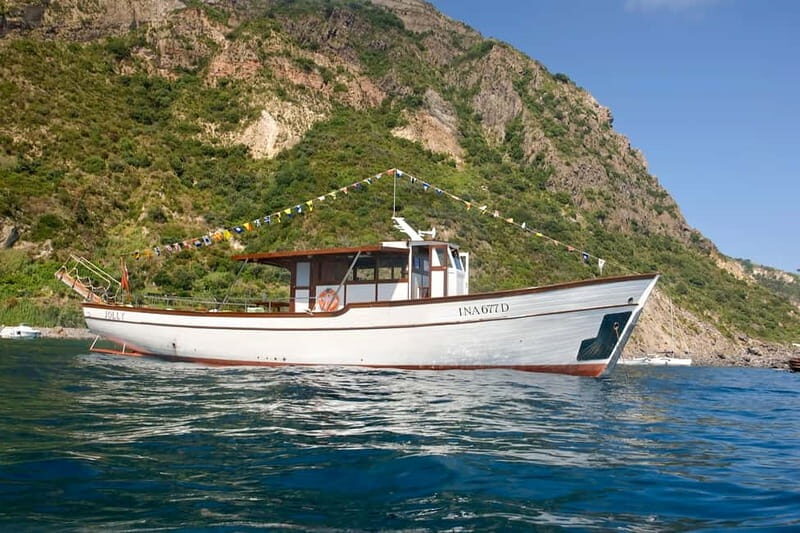 Ischia by Sea: Boat Tour through Wonders,Silence Hidden Bays - An In-Depth Look at the Experience