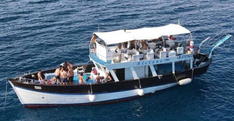 Ischia: Island Boat Tour with Neapolitan Lunch & Snorkeling - A Closer Look at the Tour Itinerary