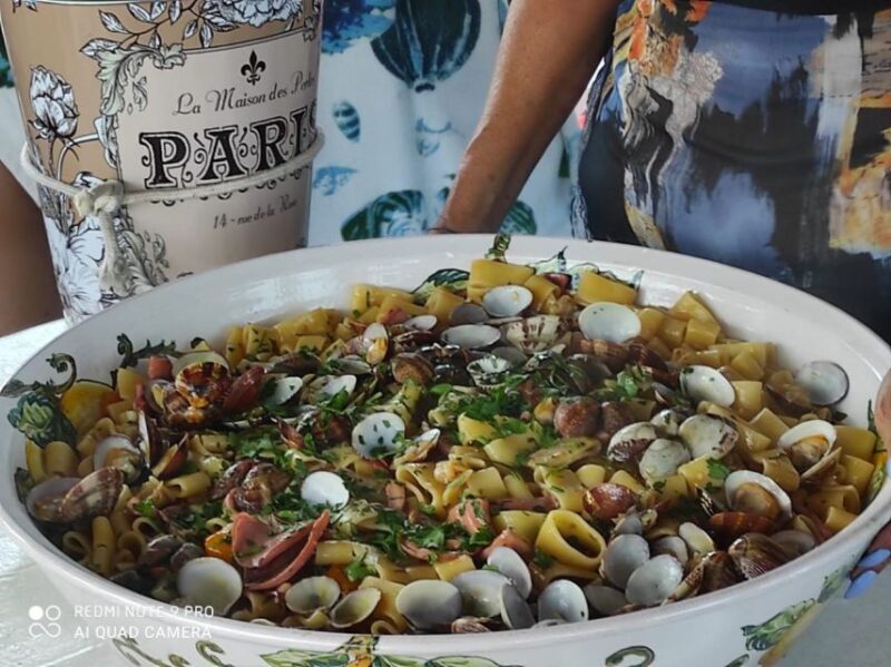 Ischia: Island Boat Tour with Neapolitan Lunch & Snorkeling - FAQs