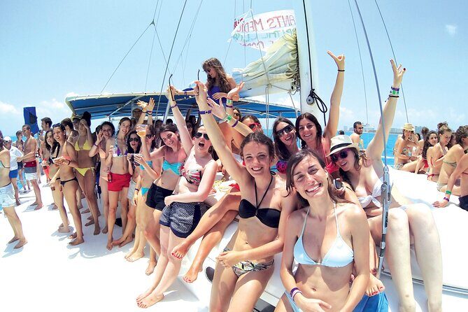 Isla Mujeres Catamaran Snorkeling, Beach Club Lunch and Open bar - What Do Travelers Say?