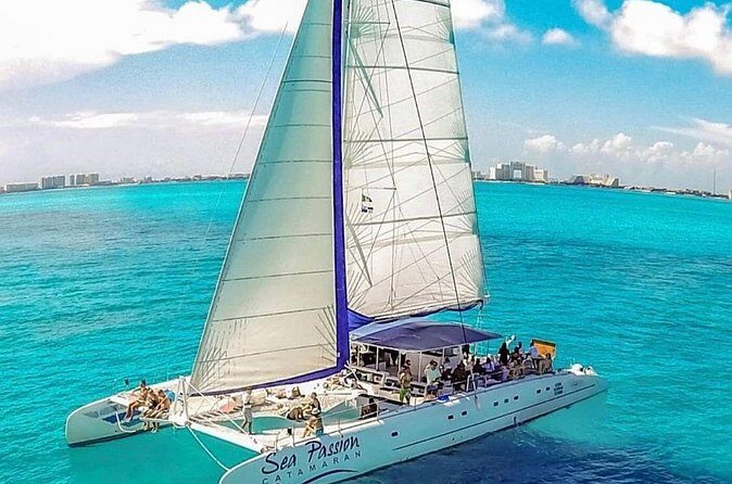 Isla Mujeres Catamaran Tour with Snorkeling and Lunch - The Meeting Point and Logistics