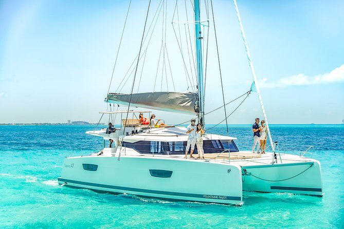 Isla Mujeres luxury catamaran with premium open bar and lunch - An In-Depth Review of the Tour Experience