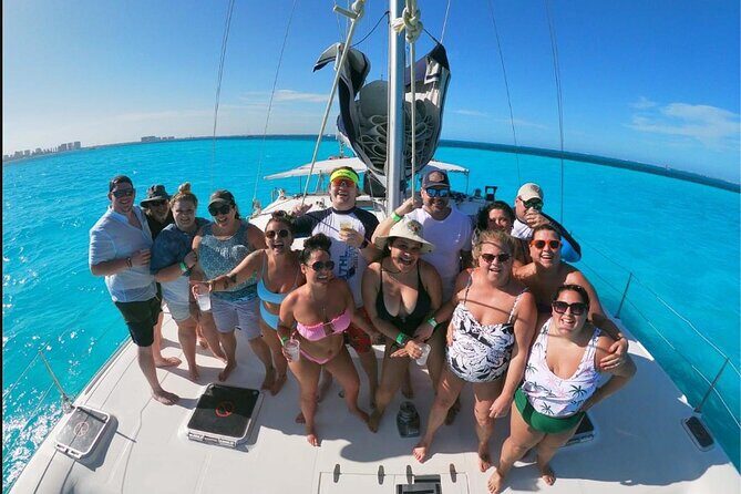 Isla Mujeres Premium Catamaran Tour with transportation from Playa del Carmen - Island Exploration: Isla Mujeres