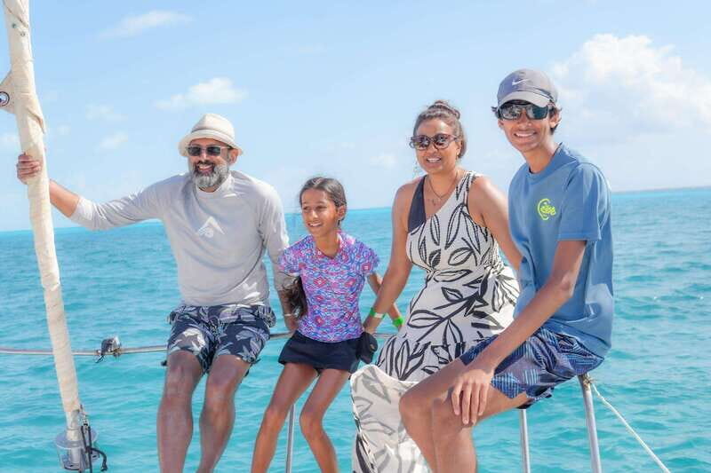 Isla Mujeres: Snorkeling Tour with Open Bar - Deep Dive into the Experience