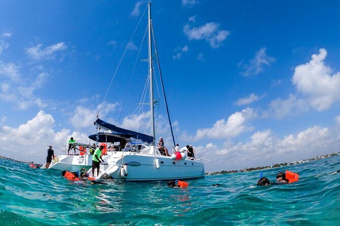 Isla Mujeres Tour on Catamaran with Snorkel, Open Bar, Buffet & Beach club - FAQ