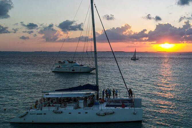Isla Mujeres Unlimited! Party & Drinks from Cancun - FAQs: Practical Questions About the Isla Mujeres Unlimited Tour