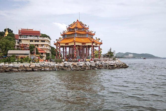 Island Getaway: Koh Si Chang Day Trip with Lunch from Bangkok - The Experience in Practice