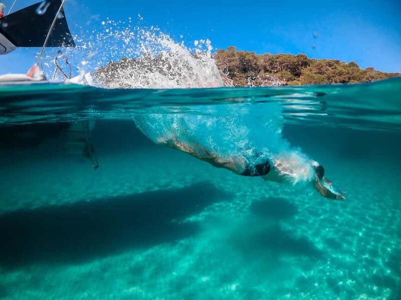 Island Hopping: Santorini to Anafi - A Deep Dive into the Island Hopping Experience