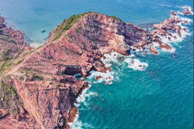 Island Hopping Tour in Flaming Red Coast, Hong Kong Geopark - Key Points